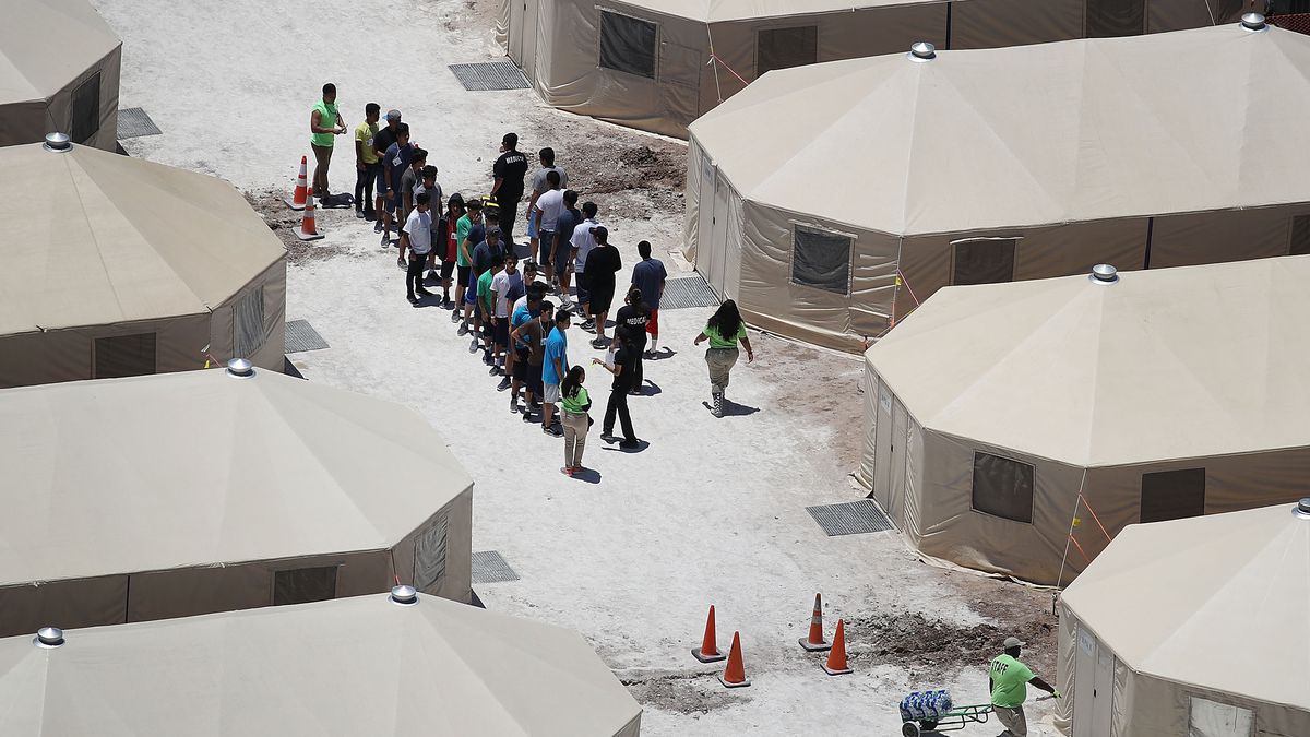 Free Asylum Seekers from Incarceration | American Civil Liberties Union